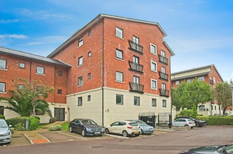 1 bed flat for sale in Henke Court, Cardiff CF10, £150,000 - Zoopla