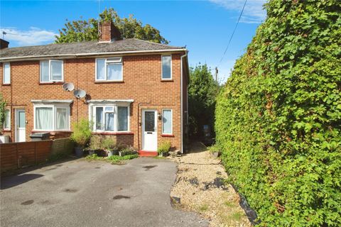 Portland Grove, Andover, Hampshire SP10, 3 bed end terrace house for ...