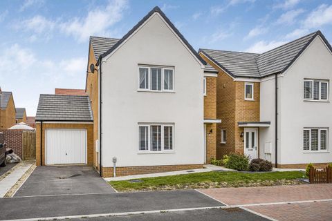 3 bed detached house for sale in Allen Close, Grove OX12, £395,000 - Zoopla