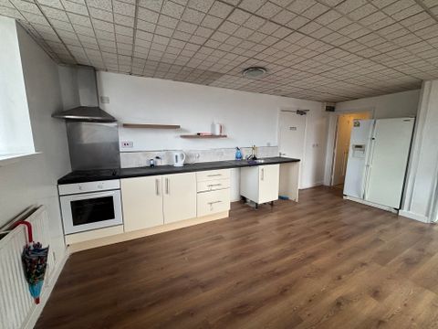 1 bed flat to rent in Percy Street, Rotherham S65, £650 pcm - Zoopla