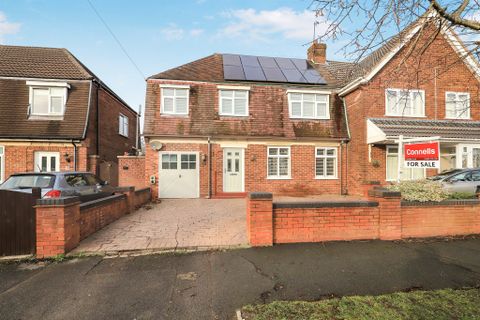 Beacon Road, Willenhall WV12, 4 bed semi-detached house for sale, £ ...