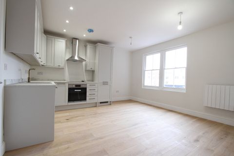 Butchers Row, Banbury OX16, New home, 1 bed flat for sale, £150,000 ...