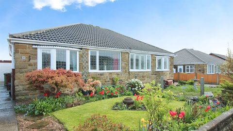 Rogers Court, Stanley, Wakefield WF3, 2 bed semi-detached bungalow for ...
