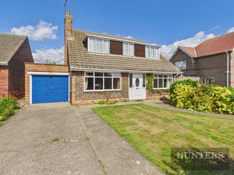 Muston Road, Filey YO14, 3 bed detached bungalow for sale, £380,000 ...