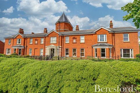 Chelsea Way, Brentwood CM14, 2 bed flat for sale, £380,000 - Zoopla