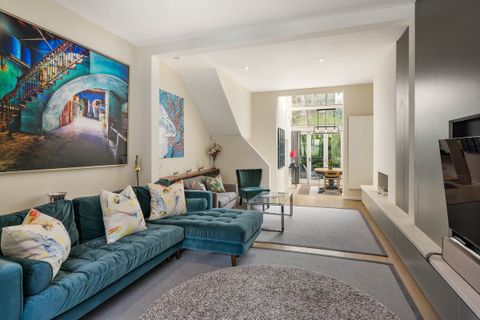 Fitzroy Road, London NW1, 3 bed flat for sale, £2,000,000 - Zoopla