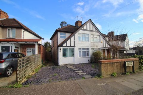 Clewer Crescent, Harrow Weald HA3, 3 bed semi-detached house for sale ...