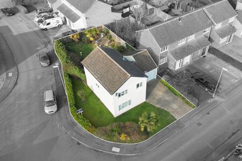 4 bed detached house for sale in Greenfields, Earith, Huntingdon PE28 ...