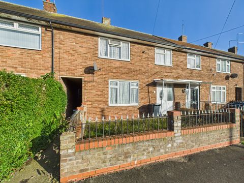 Nestor Grove, Hull HU9, 3 bed terraced house for sale, £100,000 - Zoopla
