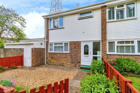 By The Wood, Calmore, Southampton SO40, 3 bed end terrace house for ...