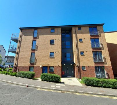 3 bed flat to rent in Flat 6, 14 Seafield Street, Edinburgh EH6, £1,153 ...