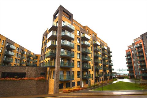 James Smith Court, Dartford DA1, 2 bed flat to rent, £1,750 pcm - Zoopla