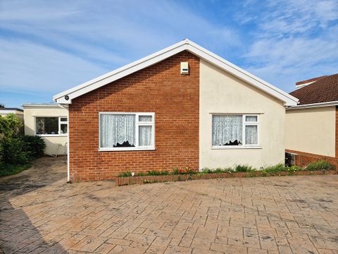 4 bed detached bungalow for sale in Lundy Close, Nottage, Porthcawl ...