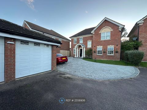 Hayton Close, Luton LU3, 5 bed detached house to rent, £3,800 pcm - Zoopla