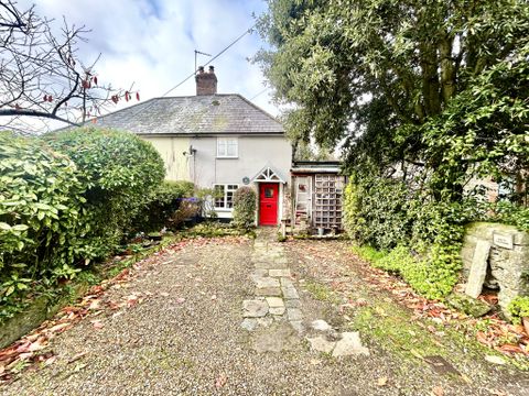 Mays Cottage, Charlton SP7, 2 bed cottage for sale, £300,000 - Zoopla