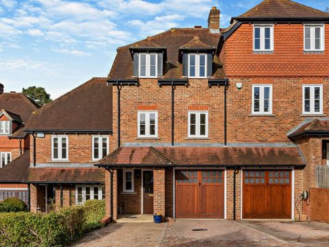 3 bed detached house for sale in Amherst Place, Sevenoaks, Kent TN13, £895,000 - Zoopla