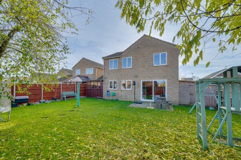 4 bed detached house for sale in Greenfields, Earith, Huntingdon ...
