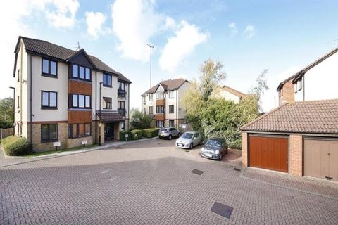 Oak Apple Court, London SE12, 1 bed flat to rent, £1,400 pcm - Zoopla