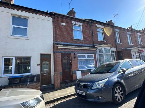 2 bed terraced house for sale in Windsor Street, Rugby CV21, £187,500 - Zoopla