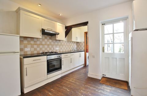 2 bed end terrace house to rent in Grosvenor Road, Twickenham TW1, £2,200 pcm - Zoopla