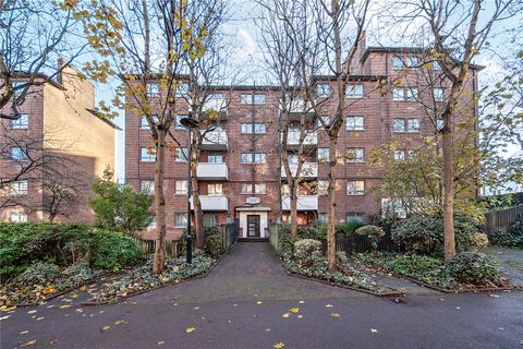 Brecknock Road Estate, Brecknock Road, London N19, 2 bed flat for sale ...