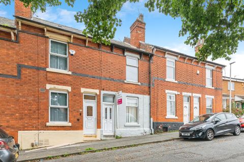Suez Street, Nottingham NG7, 2 bed terraced house for sale, £110,000 ...