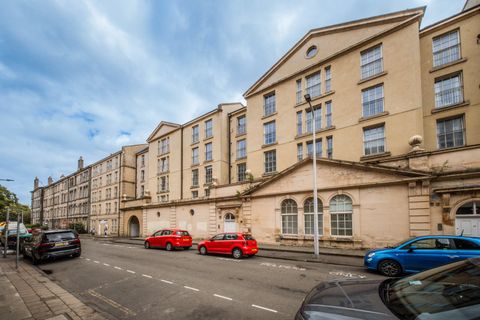 11/6 Valleyfield Street, Edinburgh EH3, 2 bed flat for sale, £295,000 ...