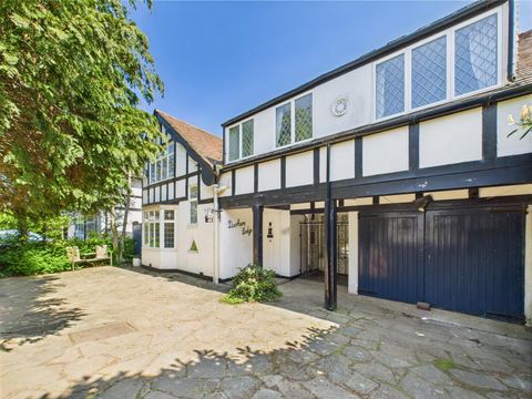 5 bed detached house for sale in Coulsdon Road, Coulsdon CR5, £755,000 ...