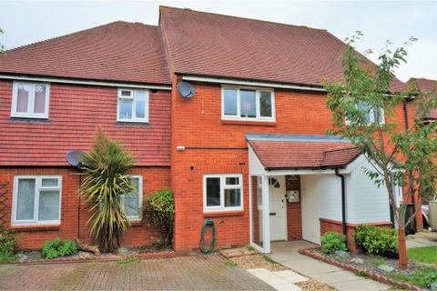 Waterlily Close, Basingstoke RG21, 2 bed terraced house to rent, £1,300 ...
