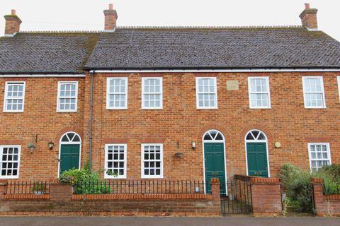Sandy Road, Everton SG19, 3 bed terraced house for sale, £395,000 - Zoopla