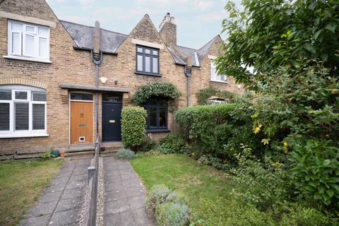 Maple Road, Penge, London SE20, 2 bed terraced house for sale, £500,000 ...