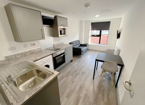 1 bed flat to rent in Roscoe Street, Liverpool L1, £800 pcm - Zoopla