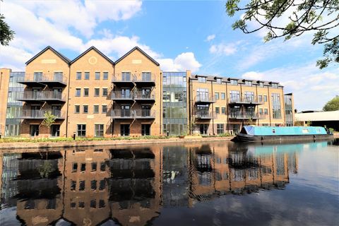 Waterloo Road, Uxbridge UB8, 1 bed flat for sale, £325,000 - Zoopla