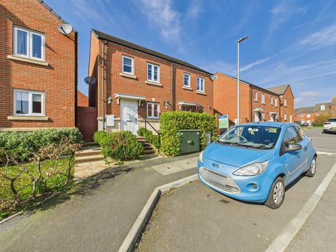 2 bed semi-detached house for sale in Stryd Bennett, Llanelli SA15, £ ...