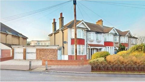 3 bed end terrace house to rent in Cavendish Gardens, Barking IG11, £2,695 pcm - Zoopla