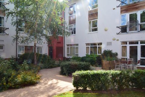 2 bed flat for sale in Spath Lane, Handforth, Wilmslow SK9, £190,000 ...