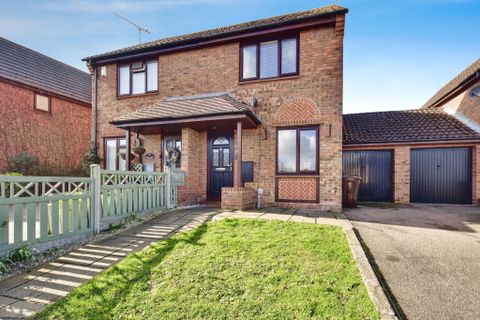 2 bed semi-detached house for sale in Scholey Close, Halling, Rochester ...