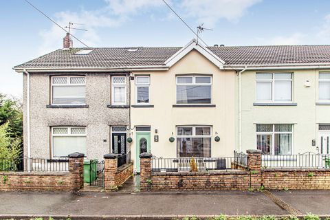 3 bed terraced house for sale in Commercial Street, Beddau, Pontypridd ...
