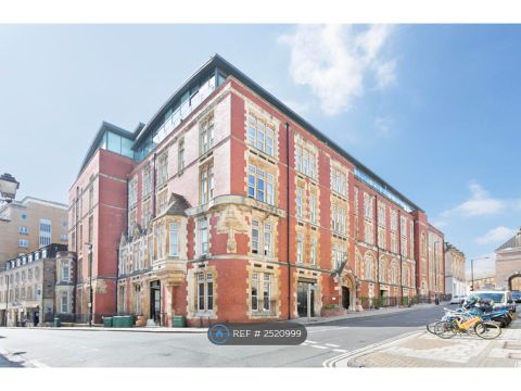 Unity Street, Bristol BS1, 2 bed flat to rent, £3,000 pcm - Zoopla