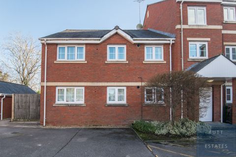 2 bed flat for sale in Seabrook Mews, Exeter EX2, £190,000 - Zoopla