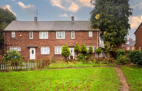 Pytchley Road, Kettering NN15, 3 bed semi-detached house for sale, £ ...