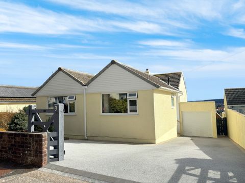 Windmill Avenue, Preston, Paignton TQ3, 3 bed bungalow for sale, £ ...