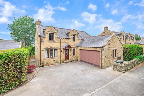 Wentworth Close, Menston LS29, 4 bed detached house for sale, £700,000 ...