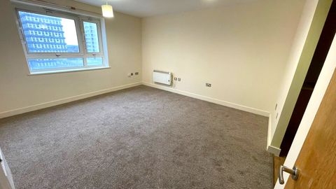 Hainault Street, Ilford IG1, 2 bed flat to rent, £1,775 pcm - Zoopla
