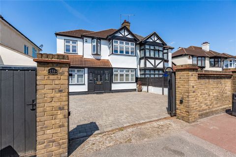 Abbs Cross Lane, Hornchurch RM12, 4 bed detached house for sale, £ ...