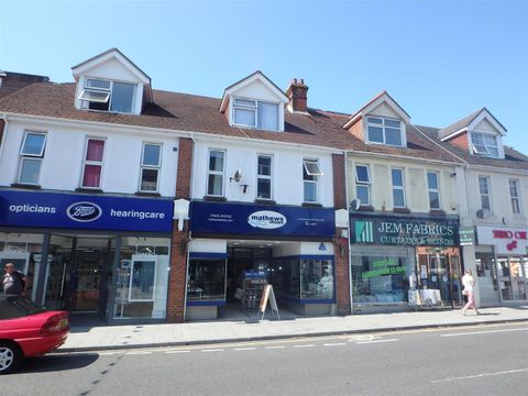 Station Road, New Milton BH25, 2 bed flat to rent, £1,000 pcm - Zoopla