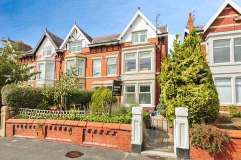 Victoria Road, Lytham St. Annes, Lancashire FY8, 6 bed end terrace ...