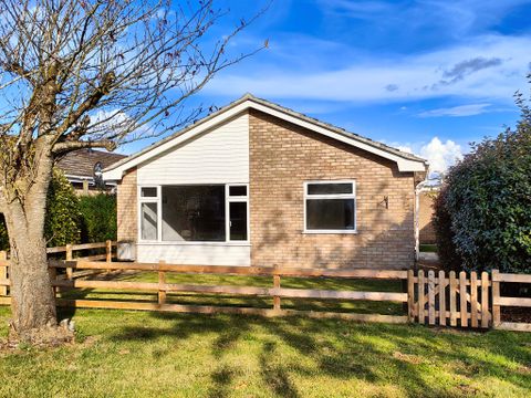 2 bed detached bungalow for sale in Priory Road, Watton, Thetford IP25 ...