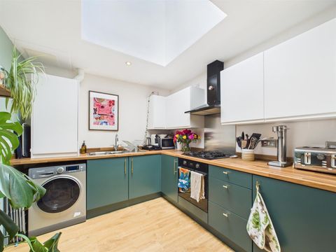 3 Willowgate Buildings, 8-10 Cow Vennel, Perth PH2, 2 bed flat for sale ...