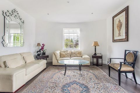 Stanmore Hill, Stanmore HA7, 2 bed flat for sale, £350,000 - Zoopla